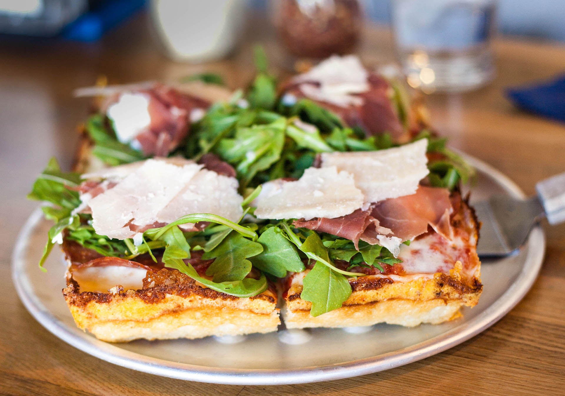 BLUE PAN PIZZA – Made With Pixels – Design Studio